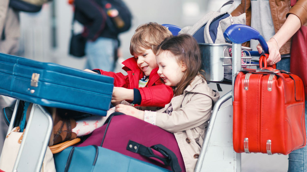 8 piccole astuzie per preparare le valigie per tutta la famiglia | Evaneos